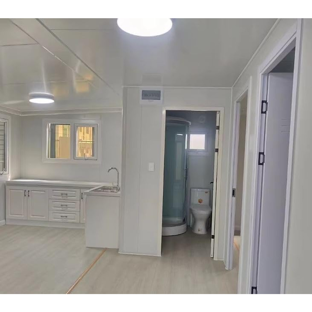 40 ft Mobile Home, Expandable Container House, 3 Bedrooms, One Living Room, One Kitchen, One Bathroom, 12KW Power Consumption Custom Design Container Mobile House Extendable Container House