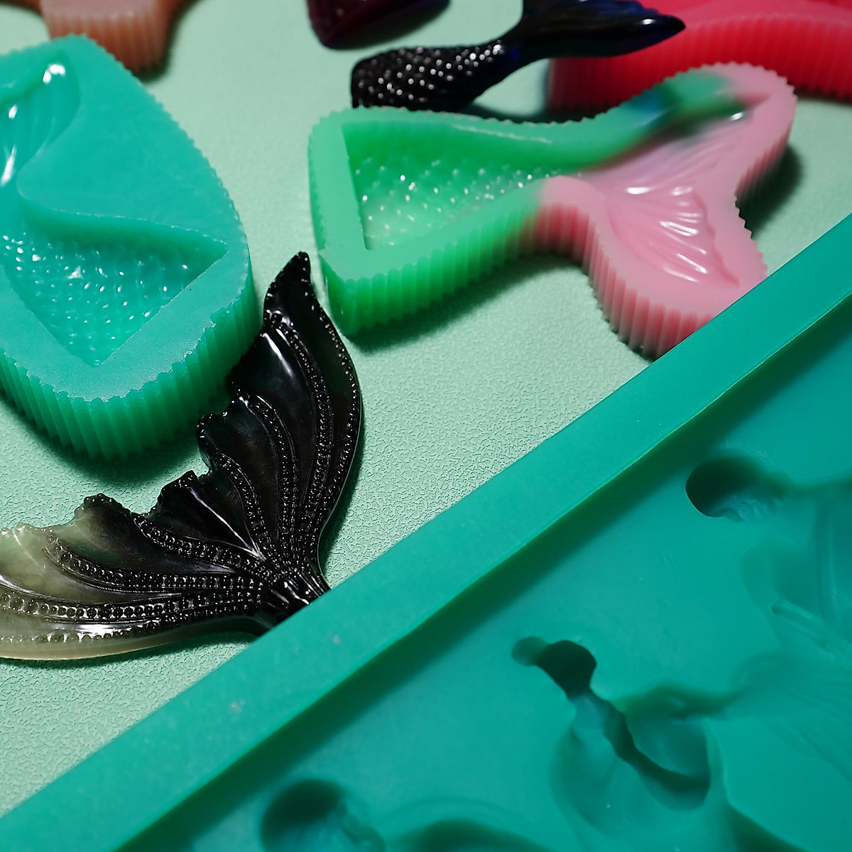 BBDINO Super Elastic Silicone Mold Making Kit, Mold Making Silicone Rubber 70.56 oz, Liquid Silicone Rubber, Ideal for Casting 3D Resins Molds| Silicone Molds| Food Molds 1:1 by Volume, Jade Green