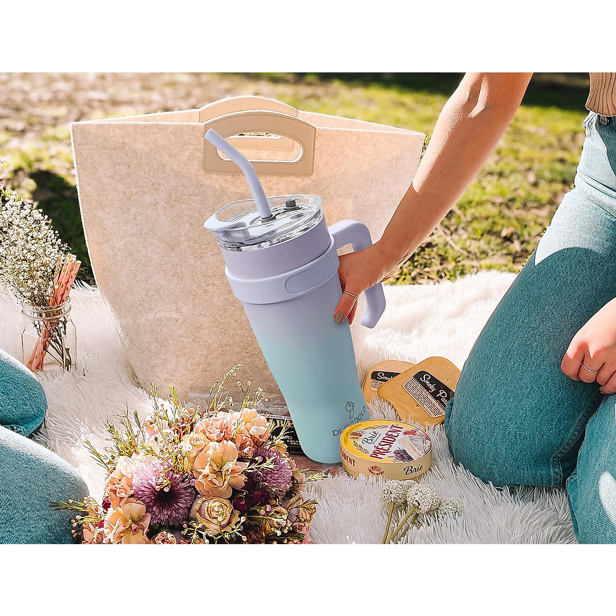 DLOCCOLD 40oz Tumbler with Handle, Straw & Lid, Double Wall Vacuum Reusable Stainless Steel Insulated Water Bottle, Travel Mug Cup, Modern Tumblers Cupholder Friendly (dreamland)