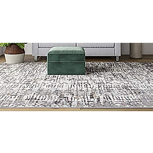 CosmoLiving Celeste Collection Area Rug, 8' x 10', Royal Silk