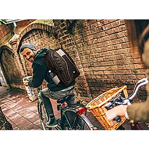 CTA Digital Universal Gaming Backpack for Xbox One X/XB1S/PlayStation 4 Slim/Wii U/XB1/PS4/XB360/PS3