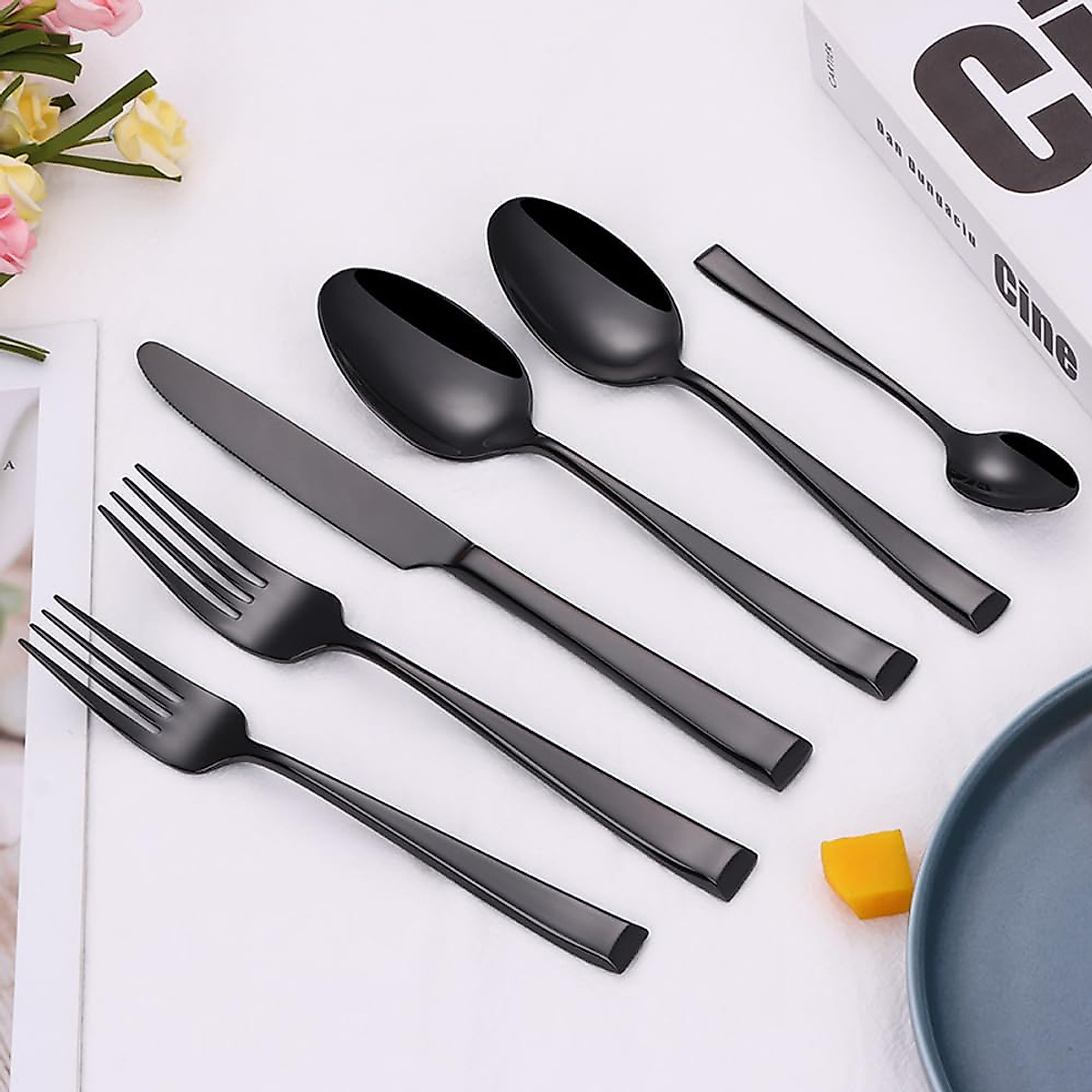Aimilan 16 Piece Black Flatware Set for 4, 18/10 Stainless Steel Modern Silverware Cutlery Set, Include Fork Knife Spoon, Mirror Finish, Dishwasher Safe (16 Pcs Service for 4)