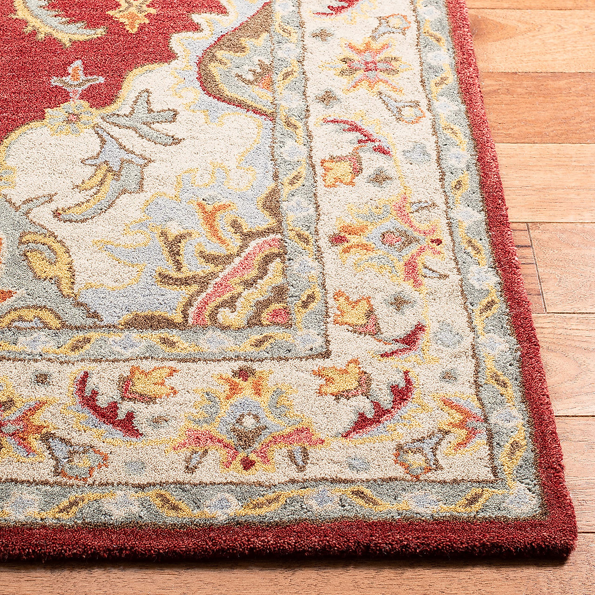 SAFAVIEH Antiquity Collection Area Rug - 8' x 10', Red & Grey, Handmade Traditional Oriental Wool, Ideal for High Traffic Areas in Living Room, Bedroom (AT520Q)