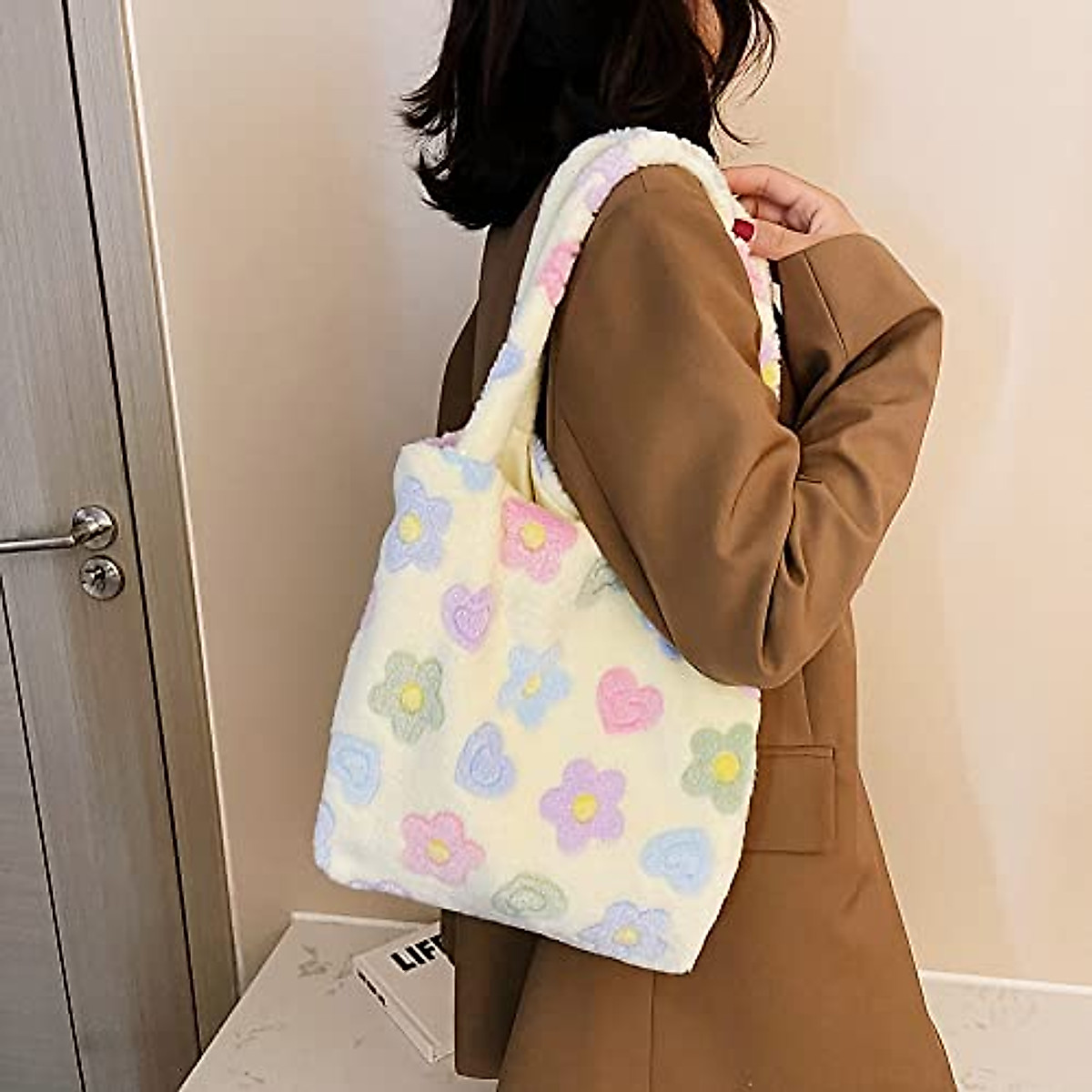 JQWSVE Plush Shoulder Bag Y2K Fluffy Underarm Bag Women Fluffy Tote Bag Flower Plush Bag Autumn Winter Fuzzy Faux Fur Handbag