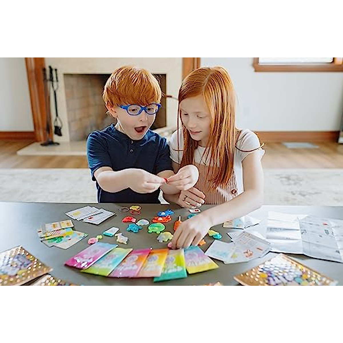 Pop It! Pets - Season 2 - The Ultimate Sensory Fidget Toy - Popping Bubbles and Adorable Characters - Collector map with Cards and Stickers from Buffalo Games