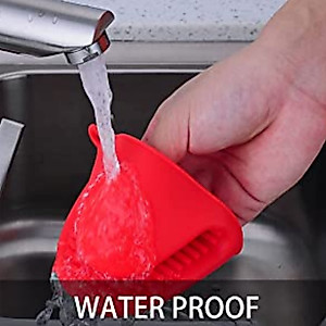 ThermalinX Silicone Oven Mitts - 2 Pieces Heat and Slip Resistant Kitchen Pinch Grips, Finger Protector Pot Holder Gloves for Kitchen, Frying, Cooking, Baking, BBQ (Red)