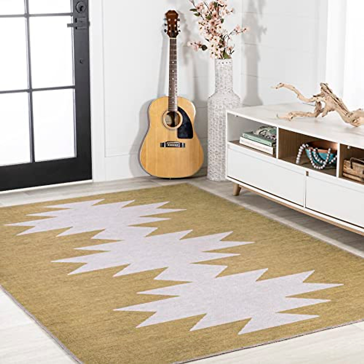 JONATHAN Y WSH110B-4 Chayton Minimalist Geometric Machine-Washable Indoor Area-Rug,Scandinavian,Southwestern,Bohemian Easy-Cleaning,Bedroom,Kitchen,Living Room,Non Shedding,Light Green/Ivory,4 X 6