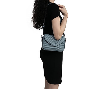 PAPARAZZI Small Quilted Crossbody Bags for Women Genuine Leather Messenger Bag Designer Purses and Handbags, Blue