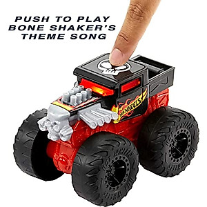 Hot Wheels Monster Trucks Roarin’ Wreckers, 1 1:43 Scale Truck with Lights & Sounds, Plays Truck's Theme Song, Toy for Kids 3 Years Old & Older