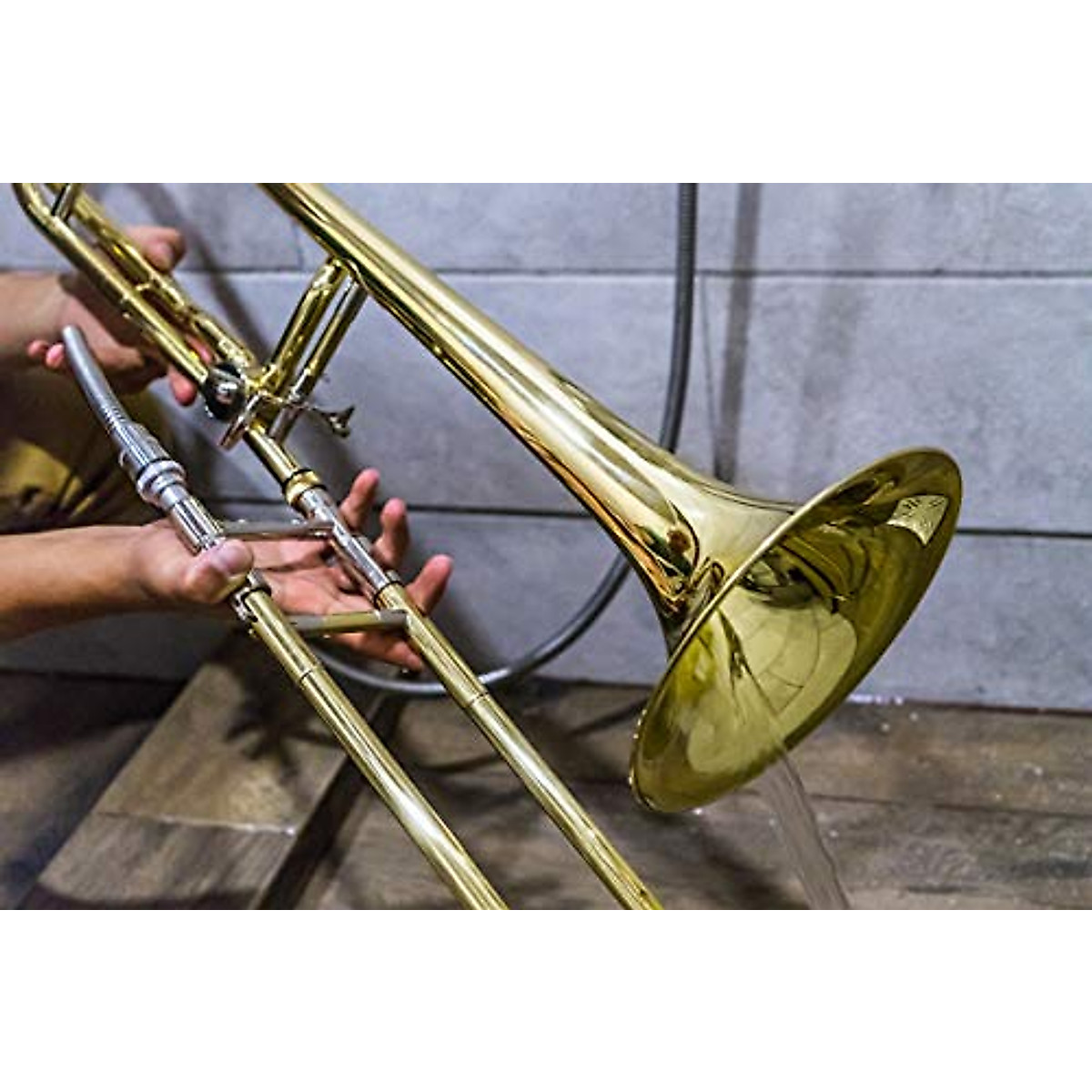 Cleaning kit 2 in 1 for trombones, euphoniums, bass-trombones, marching baritone horns, with large shank mouthpiece, safe and easy to use.