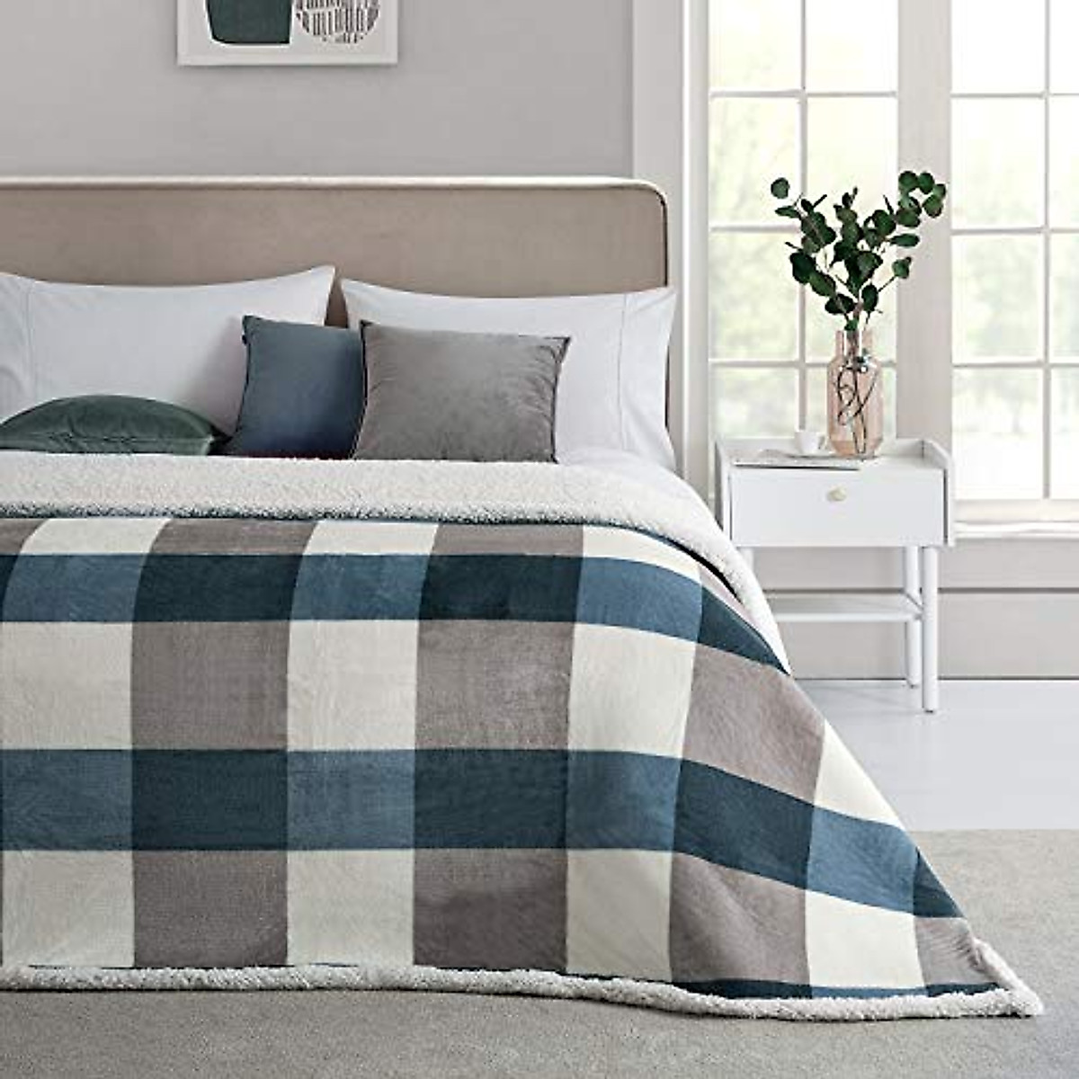 PU MEI Sherpa Fleece Throw Blanket 60" x 80" Reversible Plush Fluffy Lattice Flannel Blankets for Sofa Couch Bed, Grey-Soft Blue