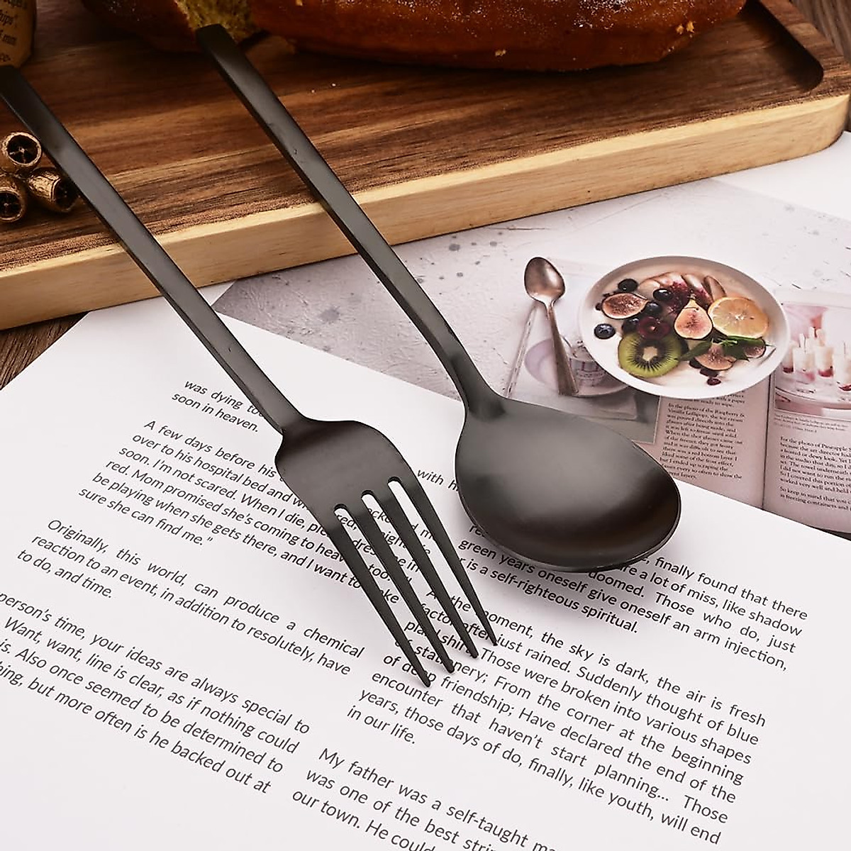 Uniturcky 16 Pcs Modern Silverware Flatware Sets, Stainless Steel Cutlery Set for 4, Forks Spoons and Knives Set for Home kitchen Restaurant, Square Handle Utensils, Matte Black