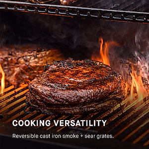 Masterbuilt MB20040220 Gravity Series 560 Digital Charcoal Grill and Smoker Combo, Square inches, Black