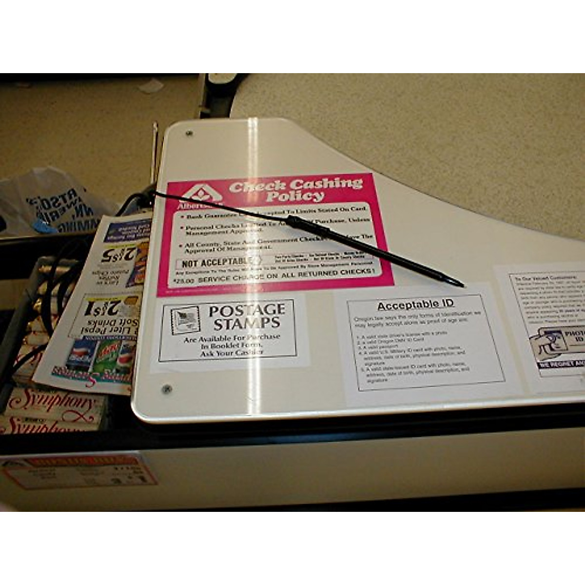 THE ORIGINAL PEN LEASH - COUNTER PEN WITH 36" PARACORD LEASH - SINCE 1989