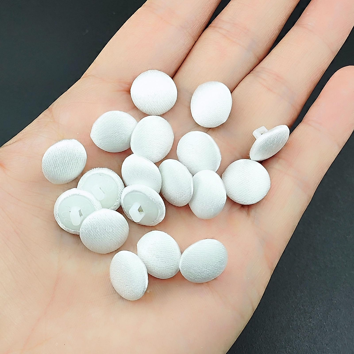 YOOGCORETT 30pcs Ivory Satin Fabric Cloth Covered Buttons with Shank for Bridal Wedding Dress Buttons, DIY Sewing, Handmade Scrapbooking Decorations 12.5mm