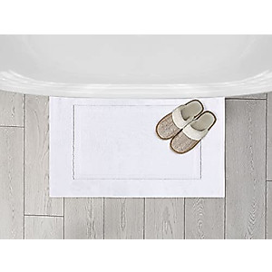 Utopia Towels Bundle Pack of 600 GSM Bath Sheet Set (2-Pack) and Banded Bath Mats (2-Pack) – 100% Ring-Spun Cotton – Highly Absorbent – Soft & Luxurious – White