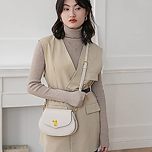 UUCOMOO Crossbody Saddle Bags White Purse for Women Small Crossbody Bags Purses and Handbags Women's Shoulder Handbags