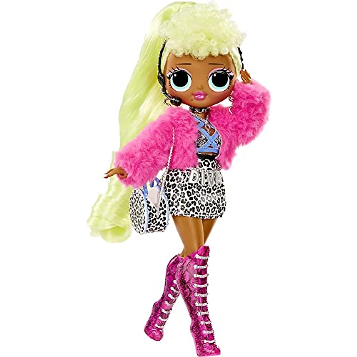 L.O.L. Surprise! OMG Diva Family with 45 Surprises Including (1) Pink Fashion Doll with (4) Collectible Dolls and Accessories Toy Playset