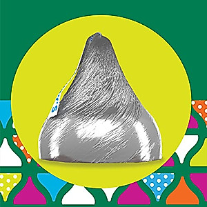 HERSHEY'S KISSES Milk Chocolate Gift Box, Candy Gift Box, 12 oz