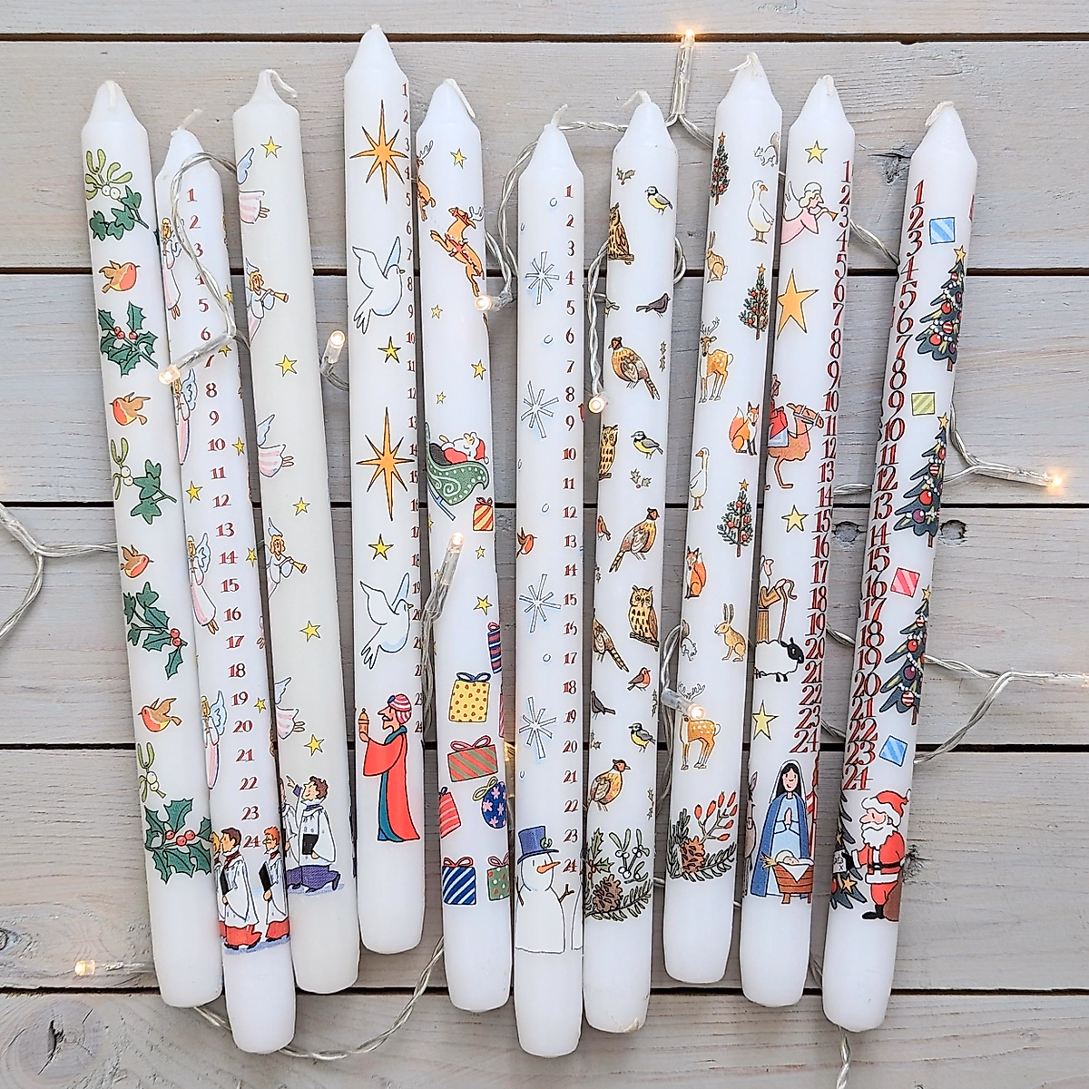 Alison Gardiner Festive Advent Candle - Wax Christmas Candle in Three Wise Men Design - Unscented Countdown Candle with 12 Hours Burn Time - Made in England