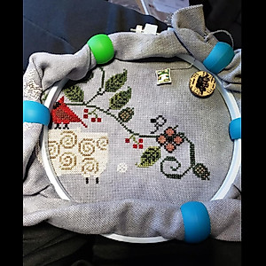 New brothread 65pcs Thread Spool Savers - Prevent Thread Tails from Unwinding - No Loose Ends for Sewing and Embroidery Machine Thread Spools