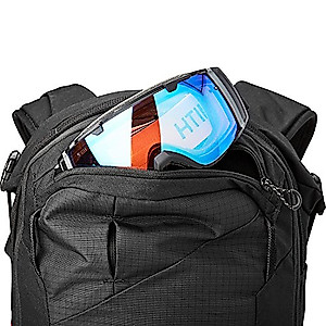 Dakine Men's Poacher Ras 18L Backpack, Black, One Size