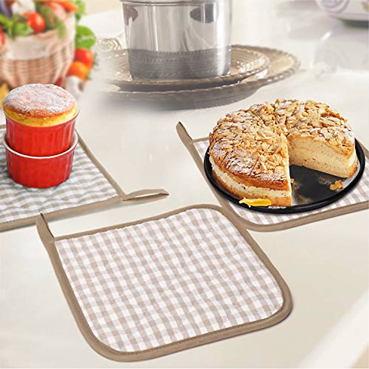 Oven Mitts and Pot Holders, 5 pcs Heat Resistant Cotton Vintage Gingham Oven Mitts and Potholders Hot Pads Mats Coasters Set for Cooking Baking (Light Brown Set)