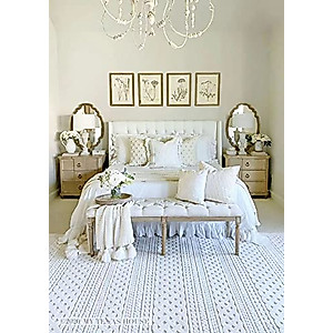 Hanobe Wood Decorative Tray Round: Brown Bead Tray for Coffee Table Rustic Wooden Trays Decor Farmhouse Kitchen Counter Circle Tray Vintage Centerpiece for Living Room Candle Holder Home Organizer