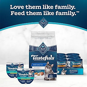 Blue Buffalo Tastefuls Adult Dry Cat Food Indoor Cat Formula, Made in the USA with Natural Ingredients, Chicken & Brown Rice Recipe, 3-lb. Bag