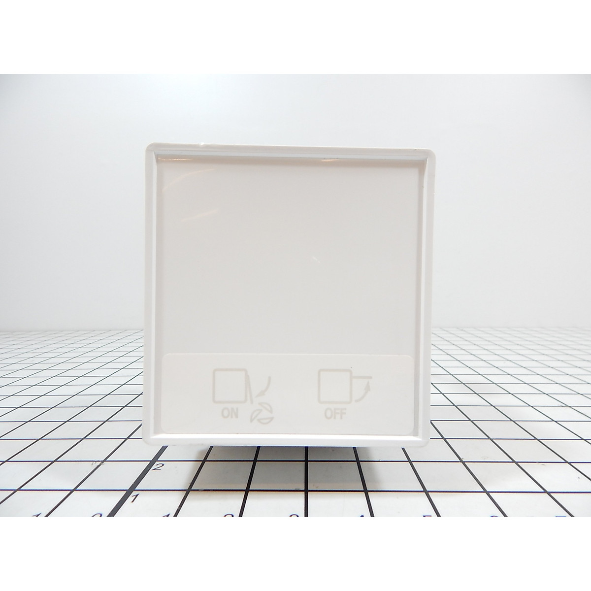 Frigidaire Ice Maker for Top Mount Refrigerator Item 330487 Model IMQCT