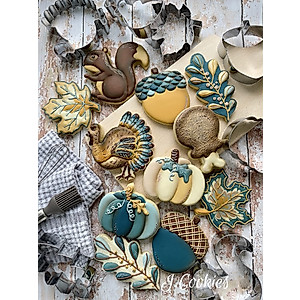 LILIAO Squirrel and Acorn Cookie Cutters for Thanksgiving - Stainless Steel