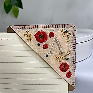3 Pieces Personalized Hand Embroidered Letter Corner Bookmark, Corner Bookmark, Wedding Gifts Page Corner Bookmark, Lovely Flower Page Marker, Book Decoration (3 Pieces Custom,Customised Letters)