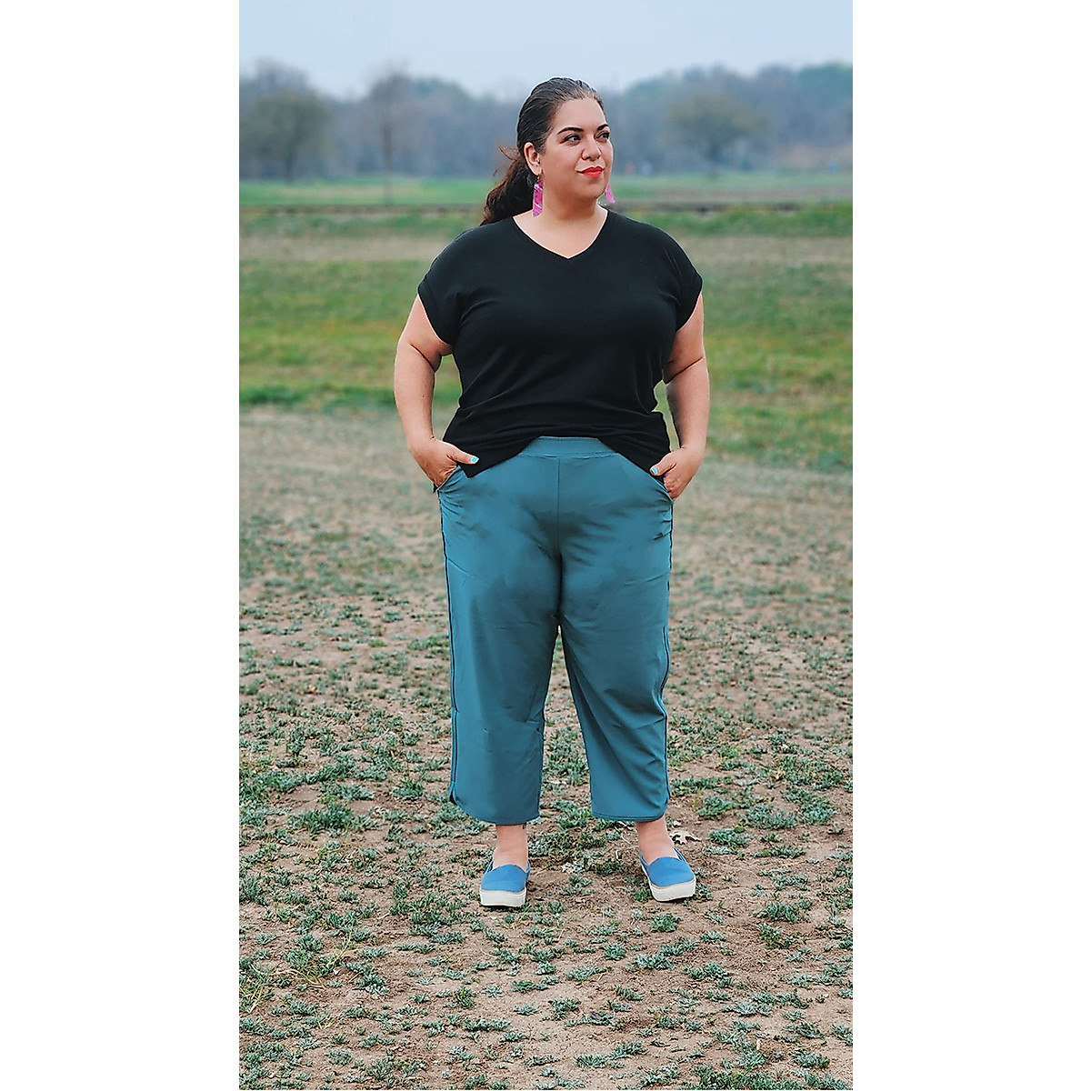 RBX Women's Lightweight Quick Dry Relaxed Cropped Woven Pant Capri Smoke Sage S