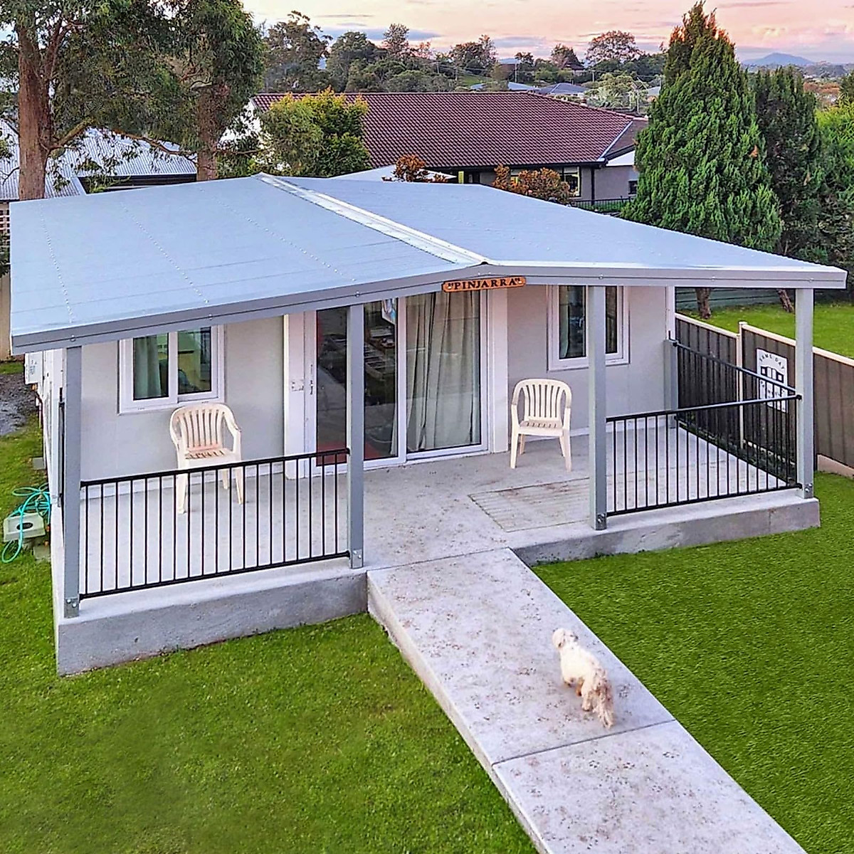 Container Tiny Home, Luxury Modern Prefab Insulated Home, Mobile Expandable Tiny House for Living with Customizable Design, Waterproof, Two & Three Room Options, Available in 20ft, 40ft Sizes