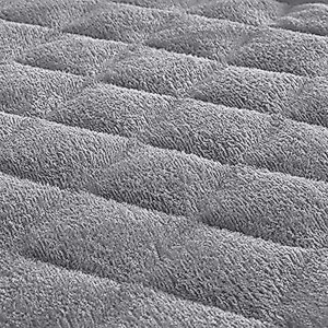 Bamboo Diaper Changing Pad Liner Non-Slip, Soft Terry Waterproof Changing Pad Mat, Quilted Absorbent Bassinet Liner Washable, 3 Pack Large 14"x 27" Reusable Changing Table Pad Protector Grey