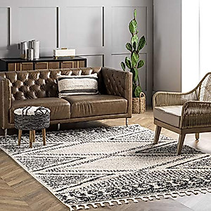 nuLOOM Cassia Moroccan Diamond Shaggy Tassel Area Rug, 9' x 12', Off-white