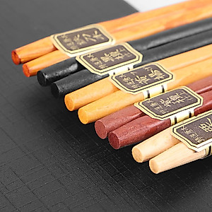 Limoer Chopsticks Reusable Japanese Style 5-Pairs Set of Natural Wood Chopsticks Gift boxwood style 8.86 Inch