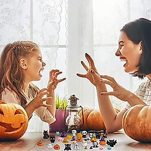 30 Pcs Halloween Fairy Garden Set Miniature Mini Resin Pumpkin Ghost Ornaments Halloween Garden Decoration for Halloween Party Favors Bag Fillers Outdoor Home Garden Decoration