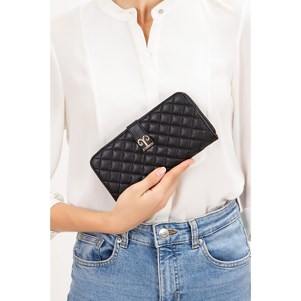 Women's Large Capacity Bifold Wallet | 9 Card Holder and ID Window | Quilted Design Soft Textured Zipped Handbag for Women | Vegan Leather Purse (Black)