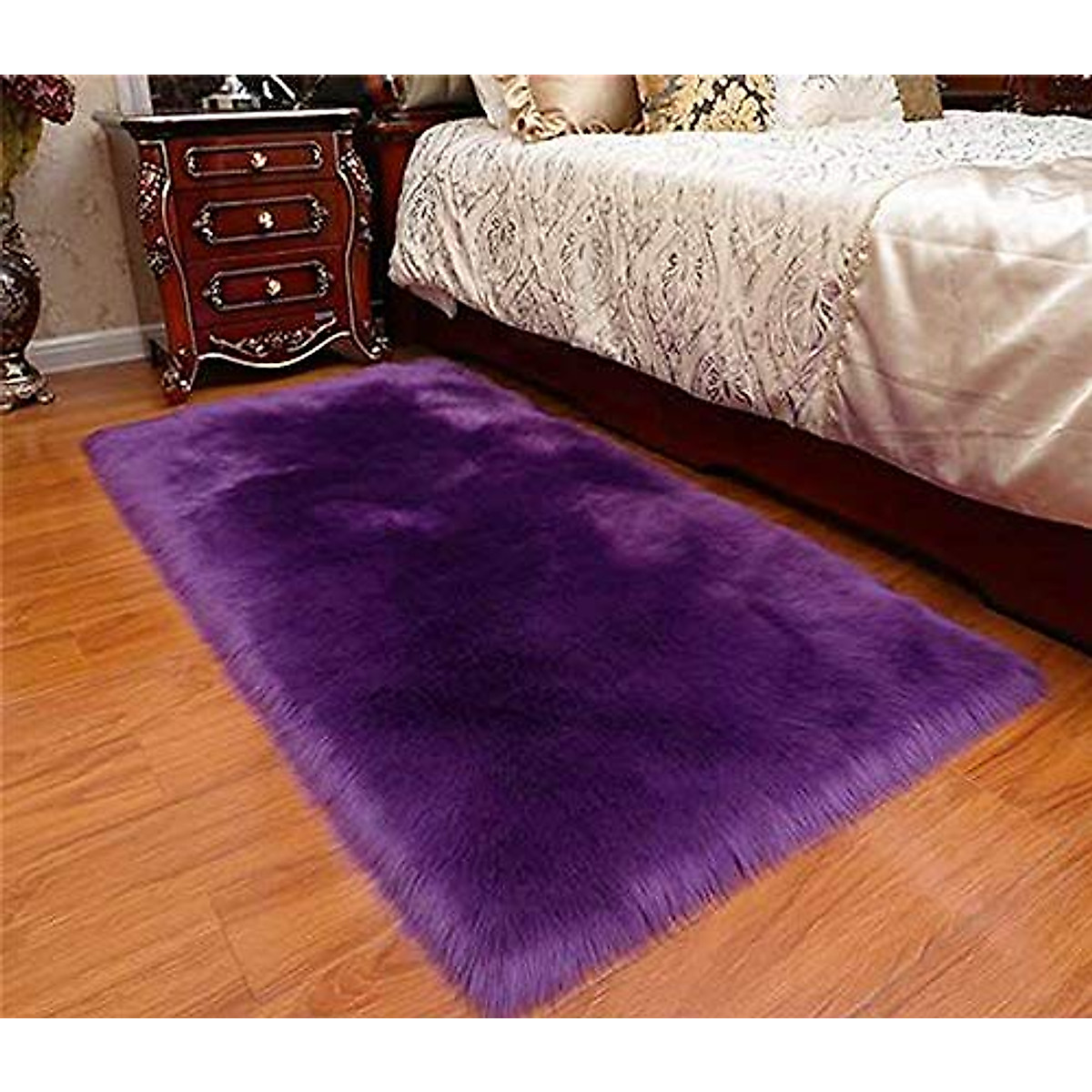 Yiyi Bridal Soft Faux Fur Sheepskin Rug Fake Fleece Chair Cover Seat Pad Soft Fluffy Shaggy Area Rugs for Bedroom Living Room or Nursery,Purple 2ftx3ft