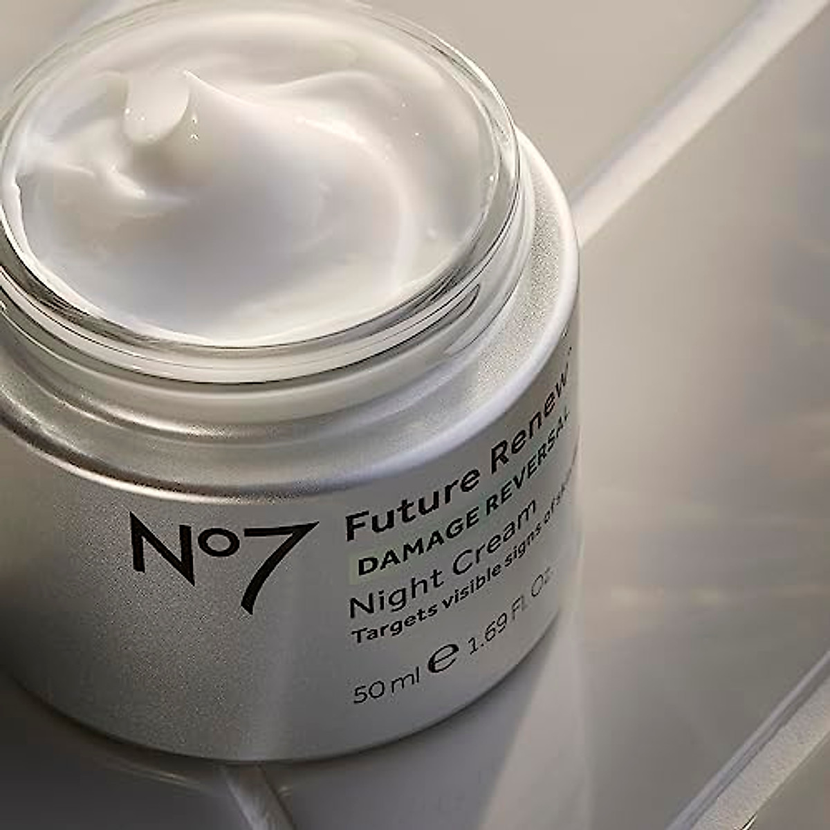 No7 Future Renew Damage Reversal Night Cream - Nightly Face Moisturizer with Hyaluronic Acid for Damaged and Aging Skin - Dermatologist-Approved Facial Skin Care Products for Sensitive Skin (50ml)