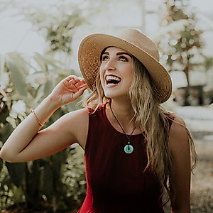 ASGIFT Green Aventurine Crystal Necklace Jade Circle Donut Protection Pendant with Adjustable Rope Healing Stone 30mm Round Lucky Coin Necklace Jewelry Gifts for Men Women