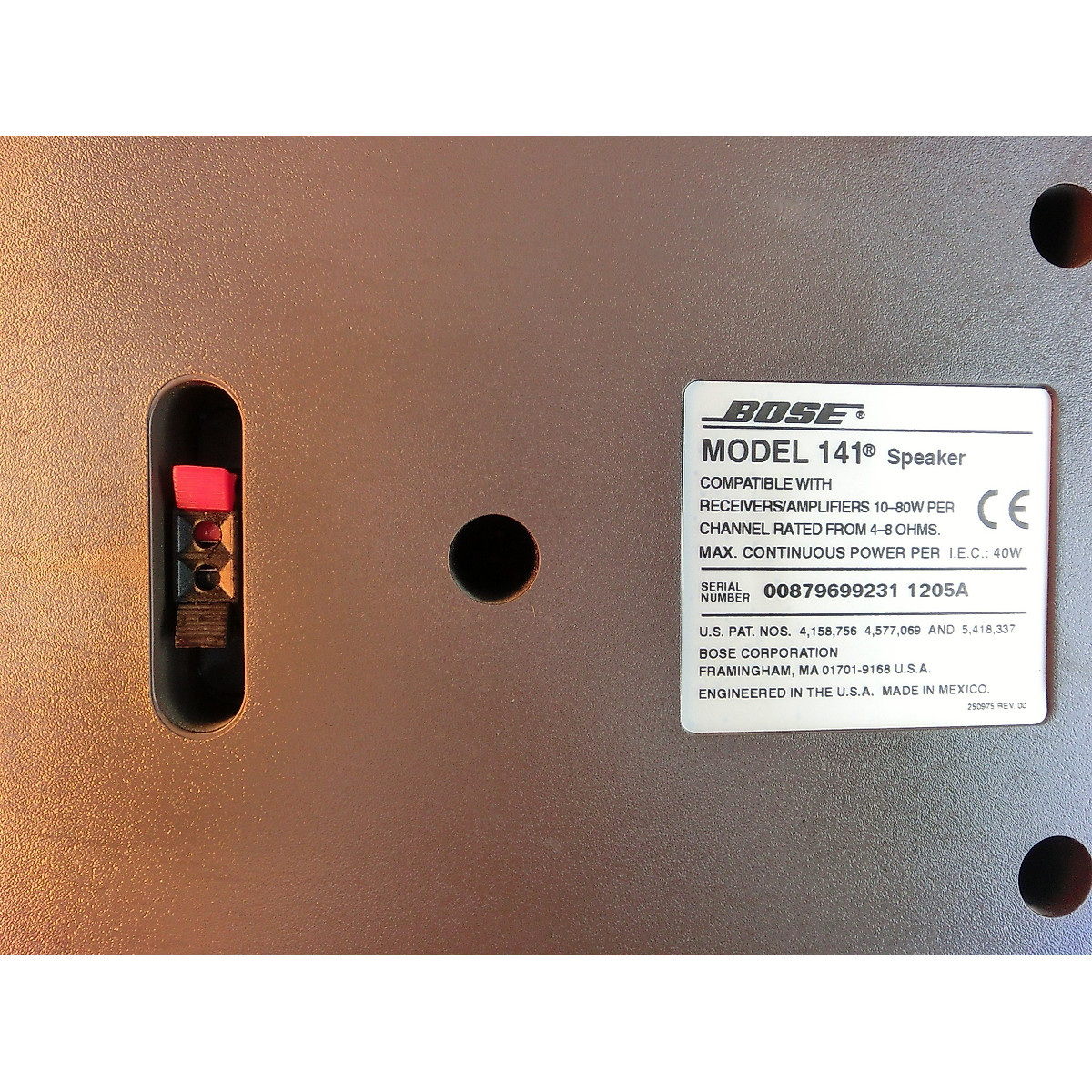 Bose 141 Pair Fullrange Bookshelf Speakers