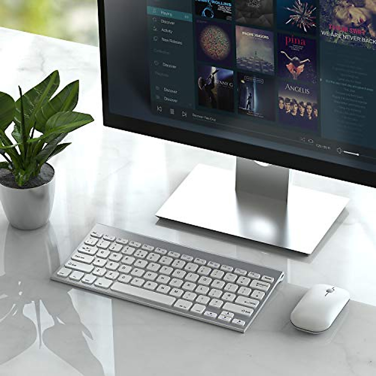 Small Wireless Keyboard Mouse Combo, seenda Ultra Thin Compact Rechargeable Wireless Keyboard with Silent Mouse Low Profile Keys for Windows 7/8/10/11/11 Pro Laptop Computer, Silver White