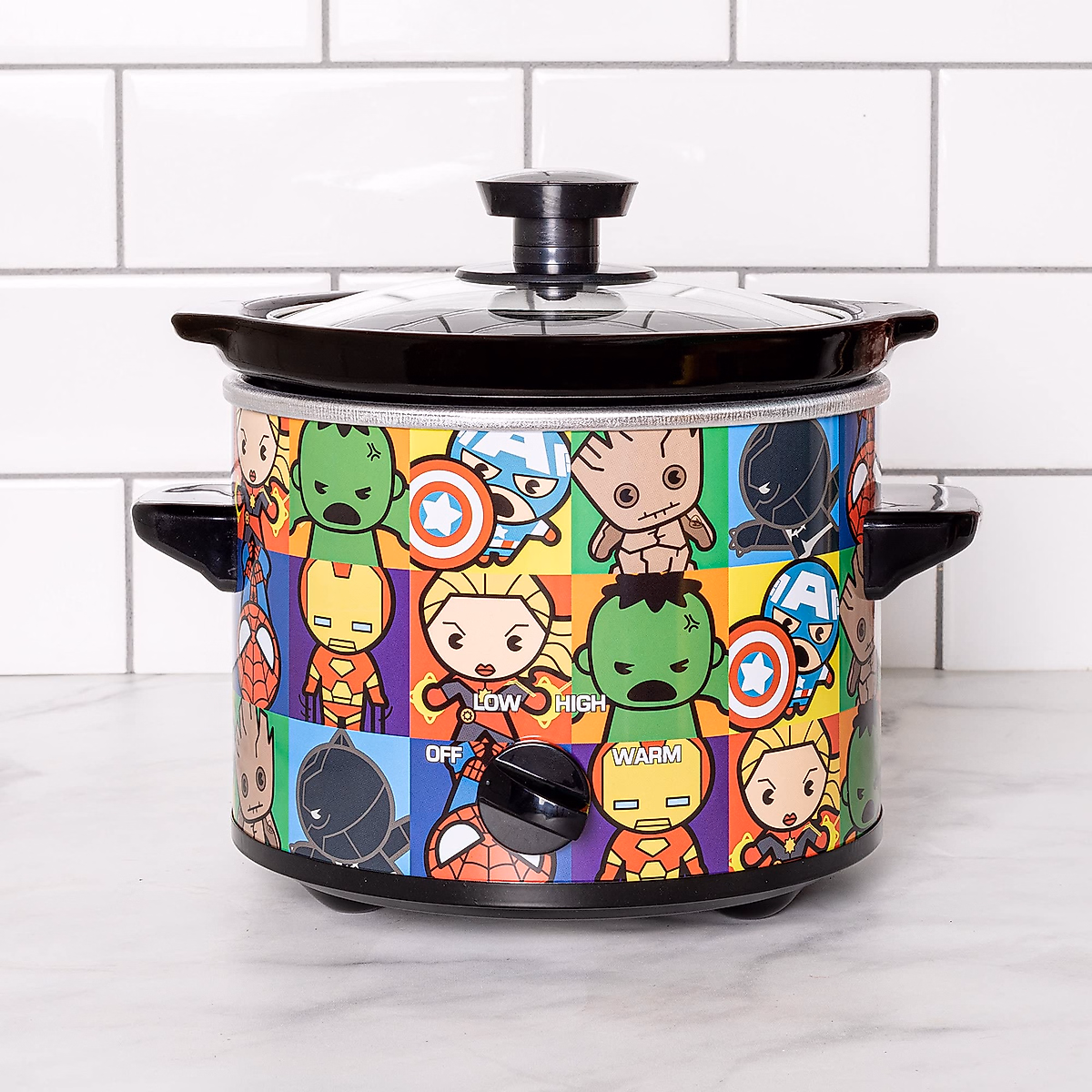 Uncanny Brands Marvel Avengers Kawaii 2qt Slow Cooker- Cook With Your Favorite Avengers