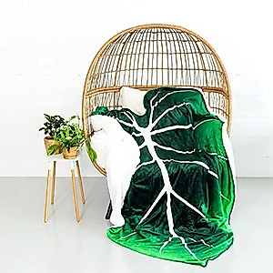 Cute Large Green Leaf Plush Blanket, Soft and Comfortable Novelty Blanket, Flowers Botanical Leaves Pattern Throw Blanket for Bedroom Living Rooms Sofa Camping Bed Blanket