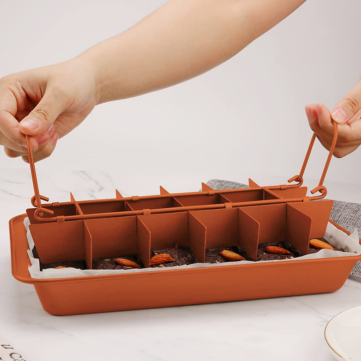 CGGYYZ Brownie Pan with Dividers and Removable Bottom, 18 Pre-slice Rectangle Non Stick Baking Pan, Carbon Steel Oven Bakeware Baking Set