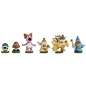 USAOPOLY Super Mario Chess Set | 32 Custom Scuplt Chesspiece for 2 players Including Iconic Characters Like Mario, Luigi, Peach, Toad, Bowser | Themed Chess Game from Nintendo Video Games