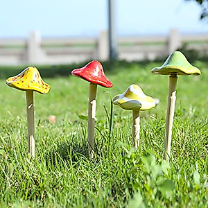Ceramic Mushroom Garden Decor - 4pcs Ceramic Mushrooms for Garden, Mushroom Statue Decor, Fairy Garden Lawn Ornament Decor
