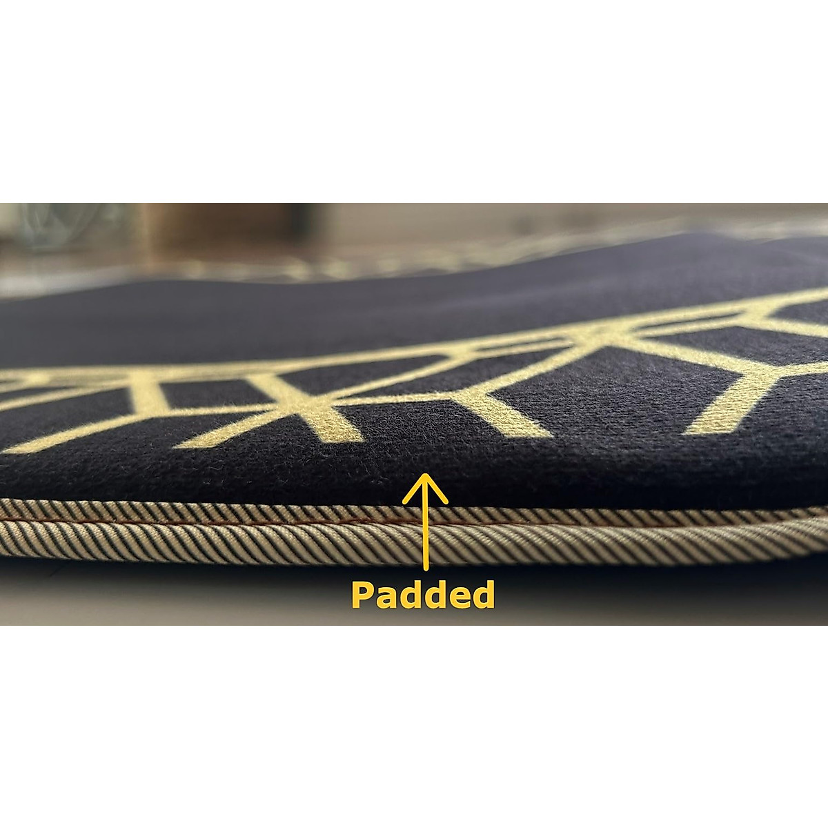 Back Support Prayer Mat Muslim Rug Islamic - Padded Prayer Rug Sajadah for Men Women for Eid Travel Ramadan, Masjid, Soft and Luxury (Black)
